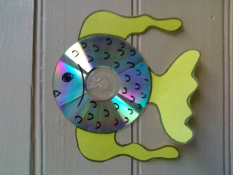 Recycled CD Kid Crafts - Kids Art & Craft