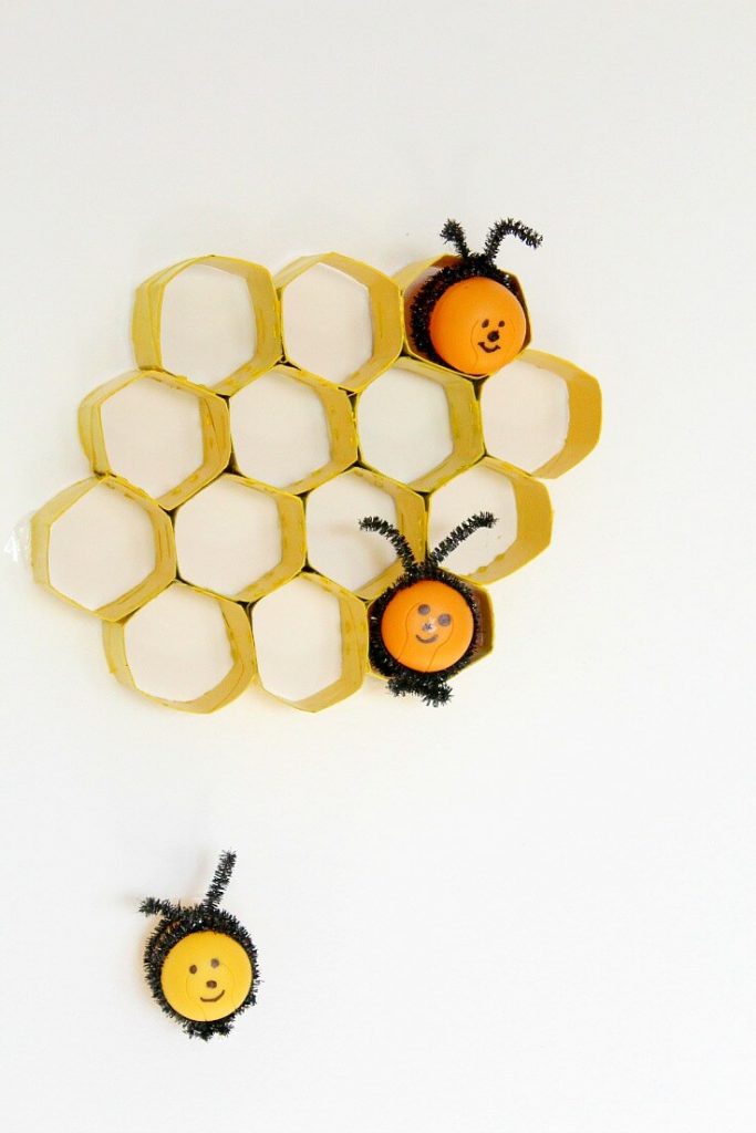 Easy Toilet Paper Roll Bee Crafts for Kids - Kids Art & Craft