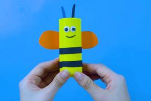 Easy Toilet Paper Roll Bee Crafts for Kids - Kids Art & Craft
