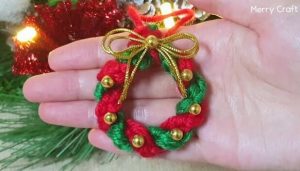 Make Woolen Easy Christmas Decorations at Home - Kids Art & Craft