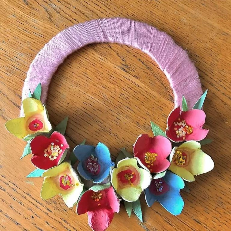 Easy Egg Carton Flower Wreath Crafts For Kids - Kids Art & Craft