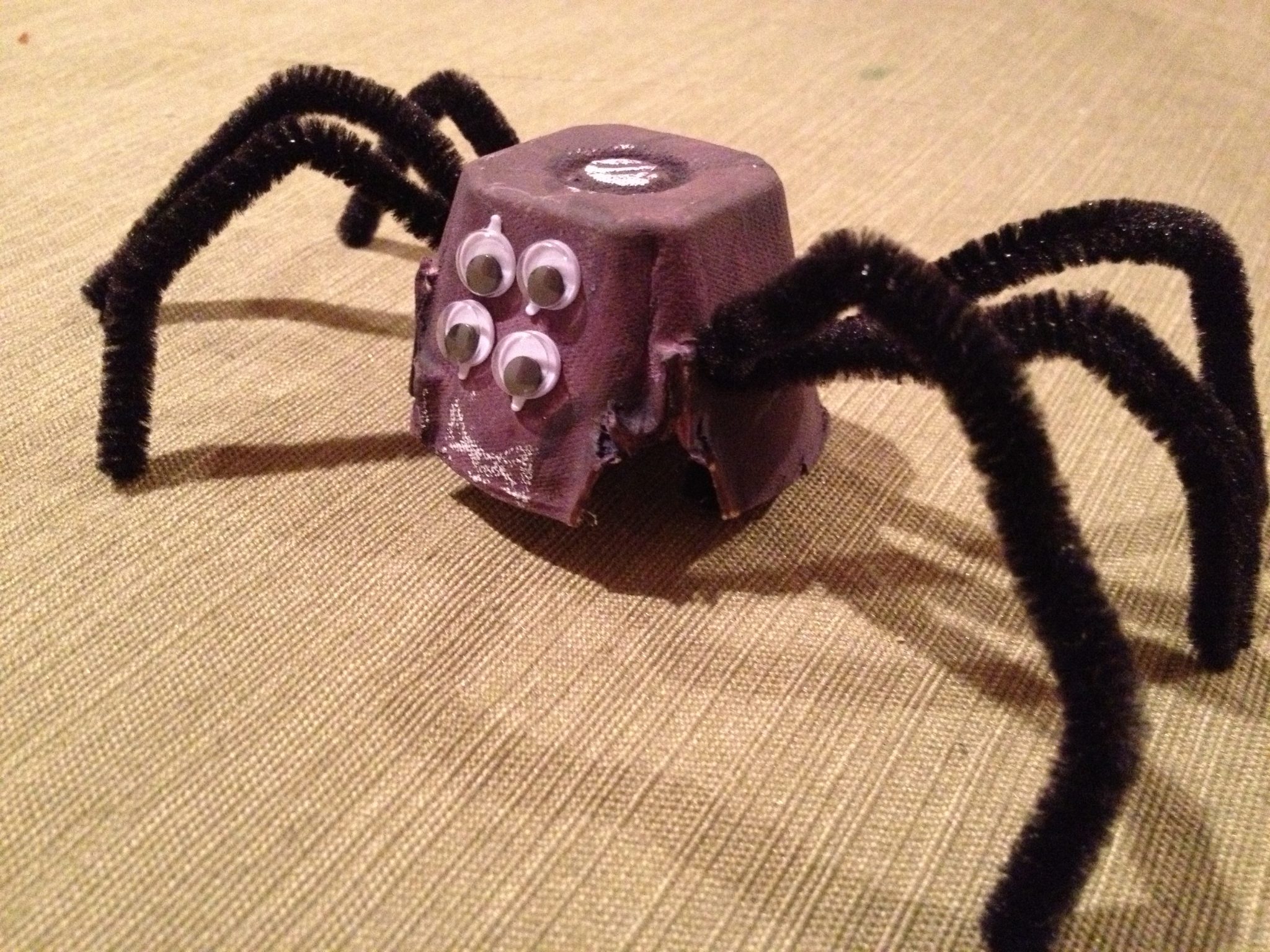 Egg Carton Spider Craft Projects - Kids Art & Craft