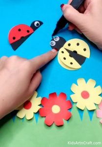 Flower & Ladybug Paper Craft For Spring Season - Step by Step ...