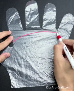 Easy Disposable Gloves Chicken Craft For Kids - Kids Art & Craft