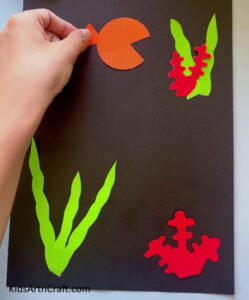 DIY Craft paper Fish Aquarium for kids - Kids Art & Craft