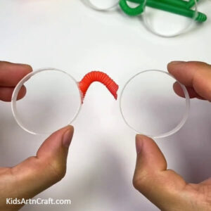 DIY Eye Glasses Craft Using Plastic Bottle & Straw Step-by-step ...