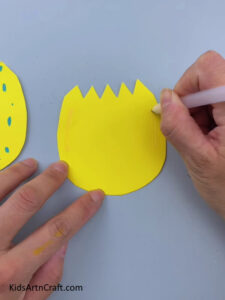 DIY Movable Egg Craft With Little Chick Tutorial for Kids - Kids Art ...