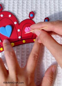 DIY Paper Crown Easy Craft Tutorial For Kids - Kids Art & Craft