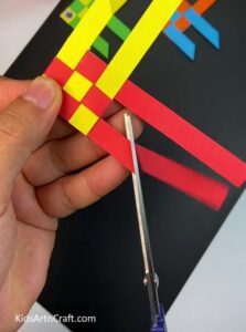 DIY Woven Paper Fish Step by Step Tutorial for kids - Kids Art & Craft