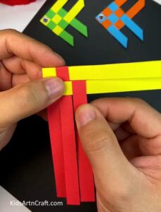 DIY Woven Paper Fish Step by Step Tutorial for kids - Kids Art & Craft