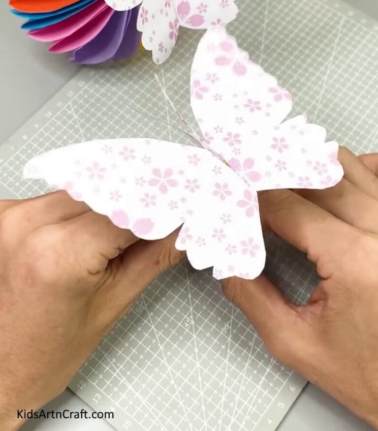 Easy Butterfly Using Craft Paper For Kids - Kids Art & Craft
