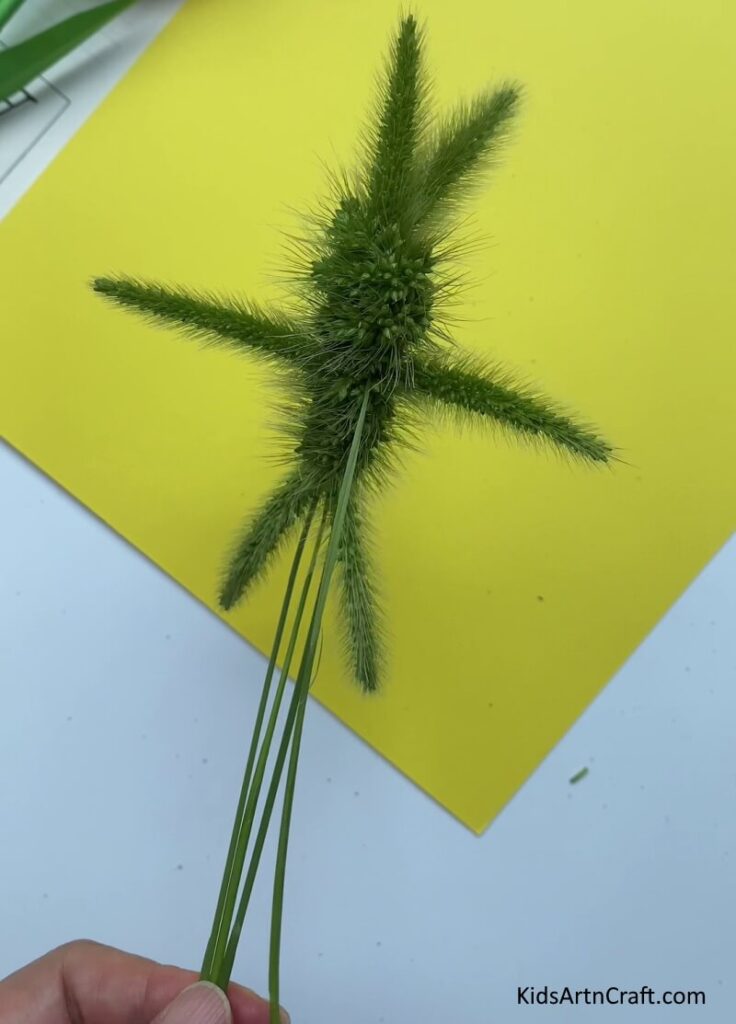 Green Foxtail Scarecrow Craft Tutorial for Kids - Kids Art & Craft