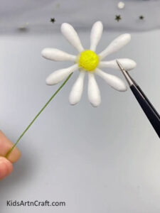 How To Make Cotton Earbud Flowers Craft Step by Step Tutorial - Kids ...