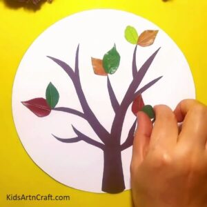 Realistic Tree Craft Using Fall Leaves Step-by-step Tutorial - Kids Art ...