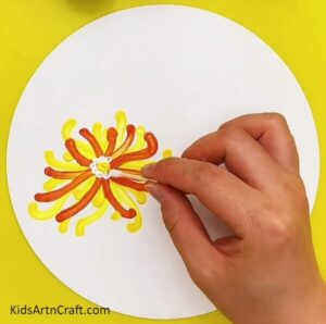 Unique Flower Painting Artwork Tutorial From Cotton Earbud - Kids Art ...